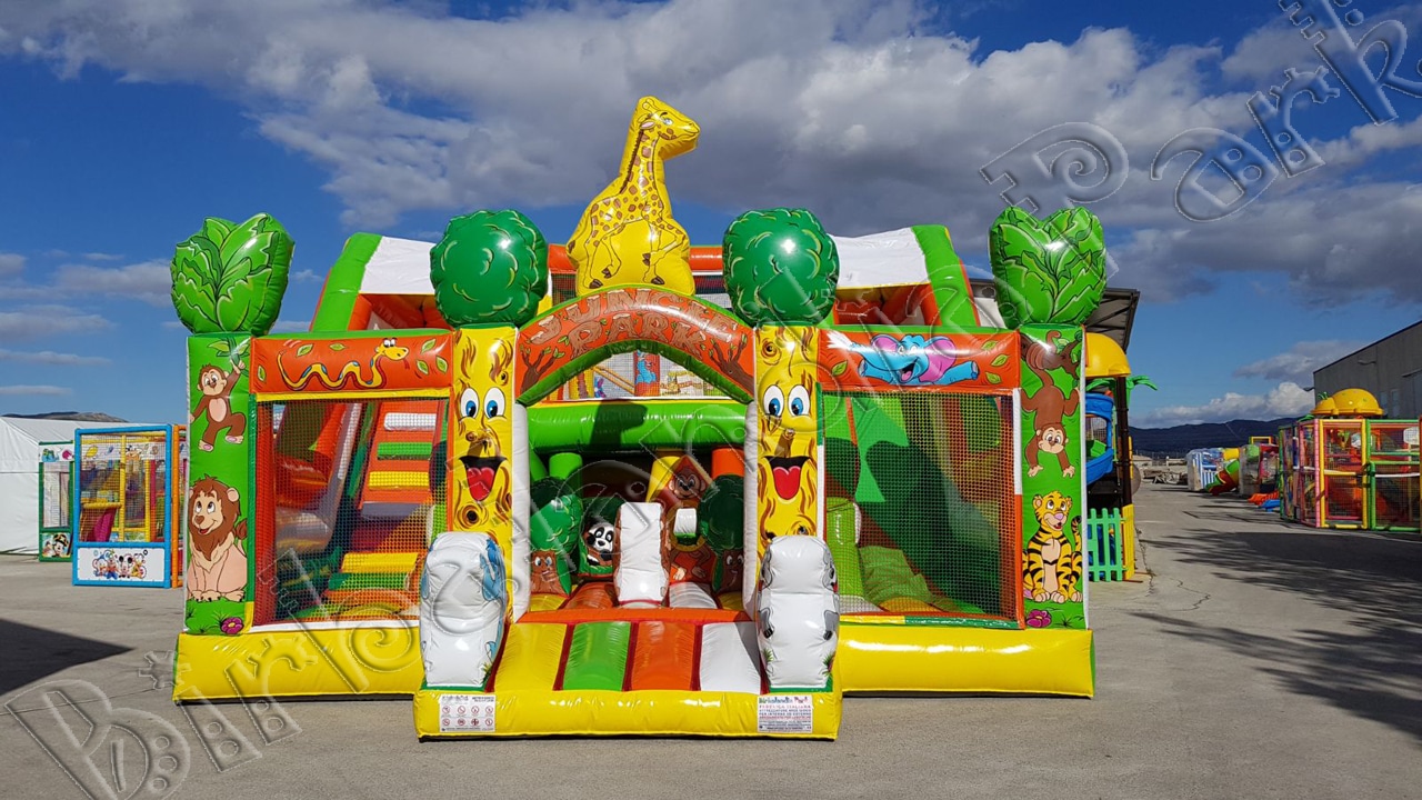 PLAYGROUND PER PARCO GIOCHI: ED È SUBITO DIVERTIMENTO PLAYGROUND PER PARCO GIOCHI: ED È SUBITO DIVERTIMENTO